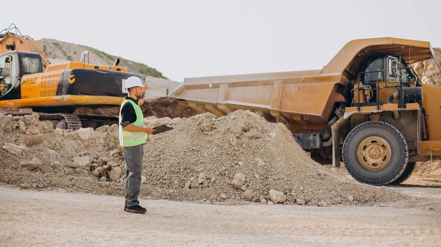 Investing in Saudi Mining: Trends & Strategies